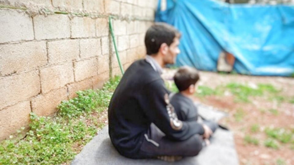 A father lost his Job because of his disease. - Molham Volunteering Team